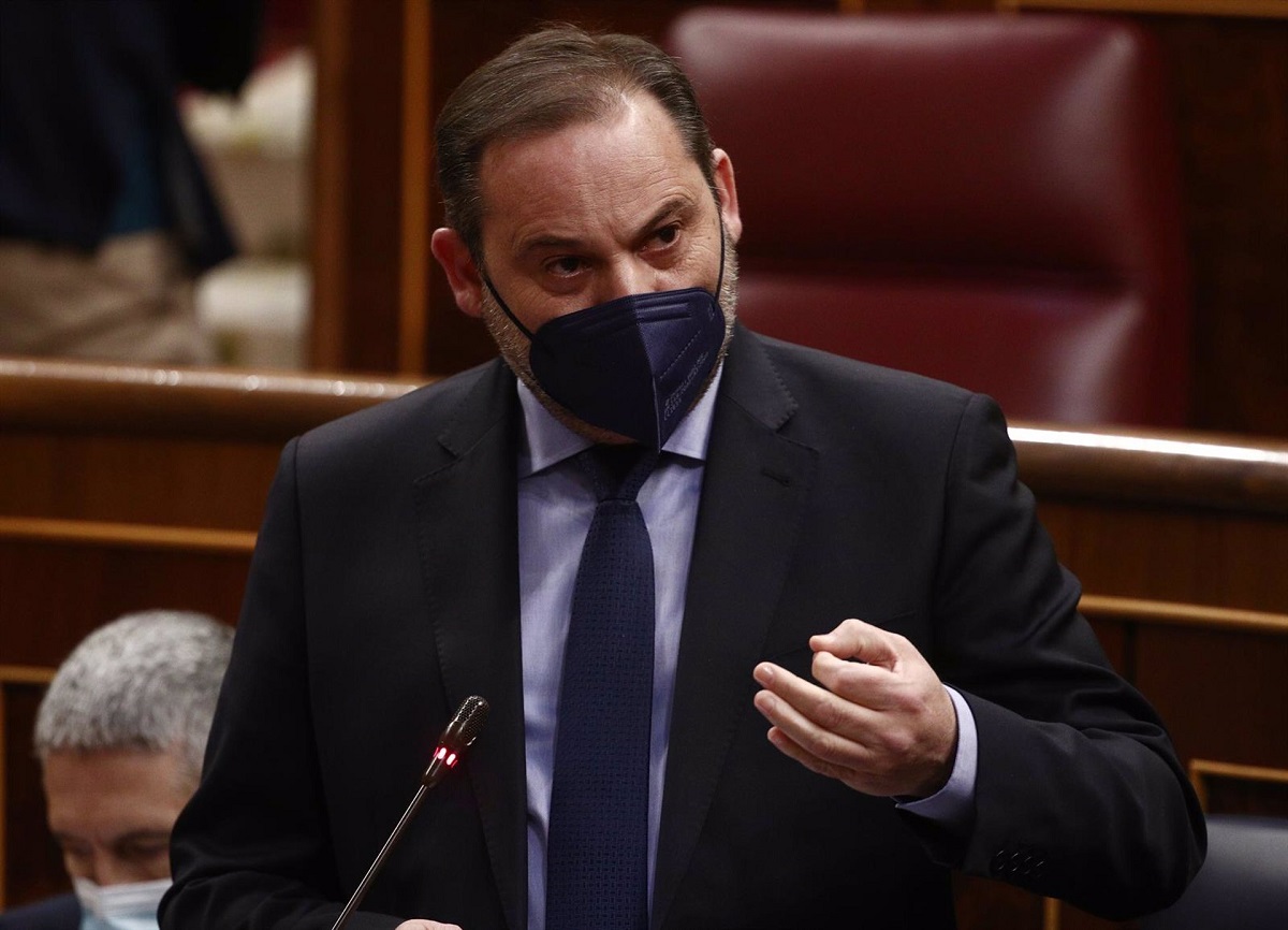 Ábalos dice al PP que el Gobierno no realiza expropiaciones de vivienda