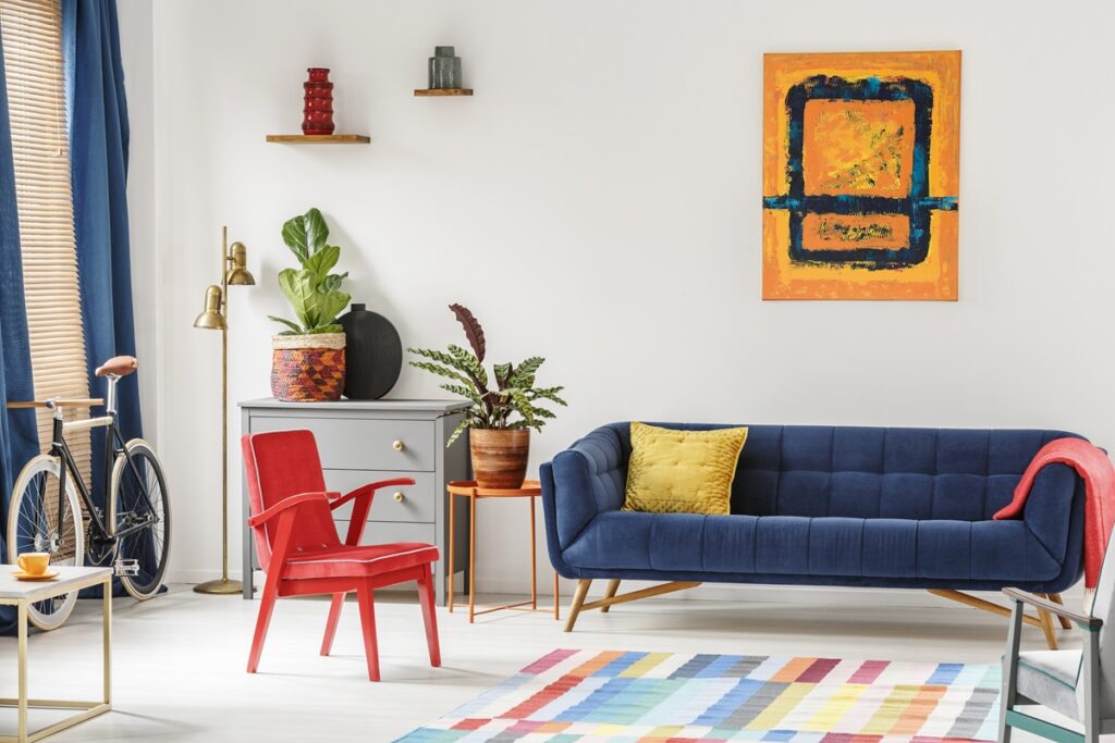 Qué colores combinan con el rojo para decorar una casa